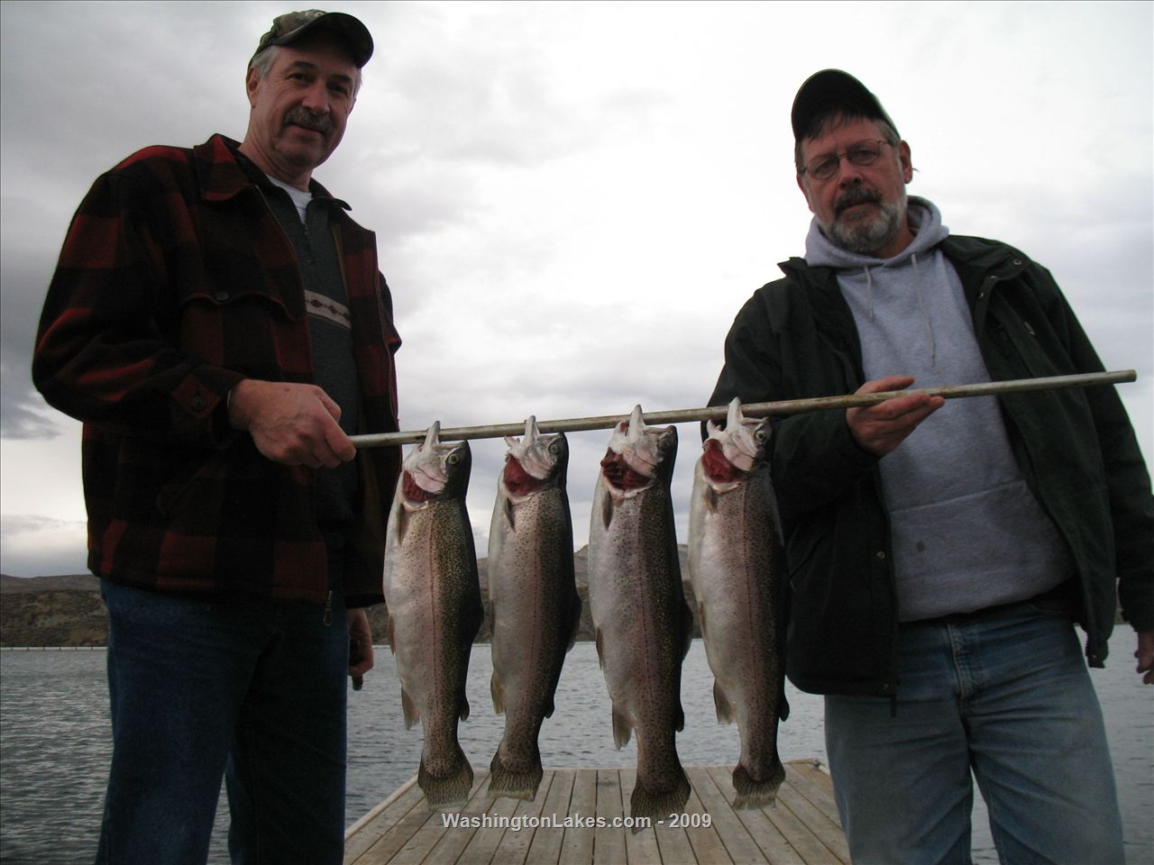 Rufus Woods Lake Photo Gallery - NWFR